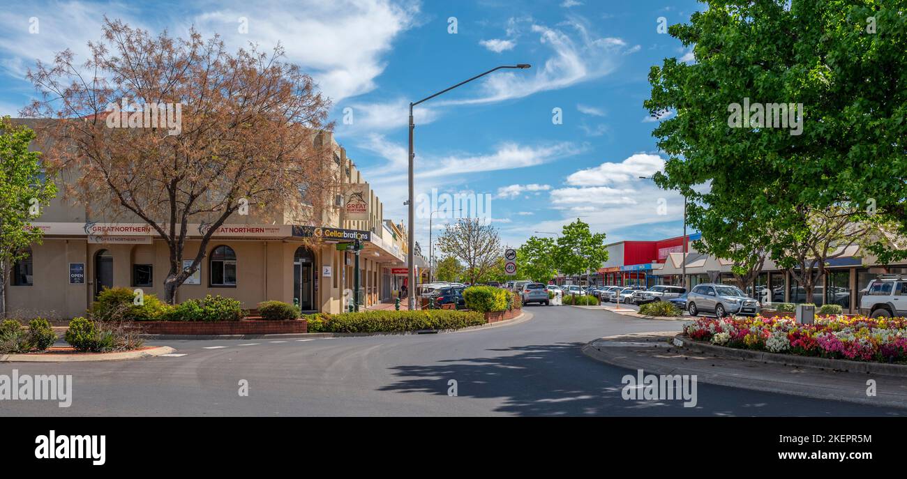 Das Tatts Hotel ist ein seit langem etablierter Pub in der Hauptstraße ...