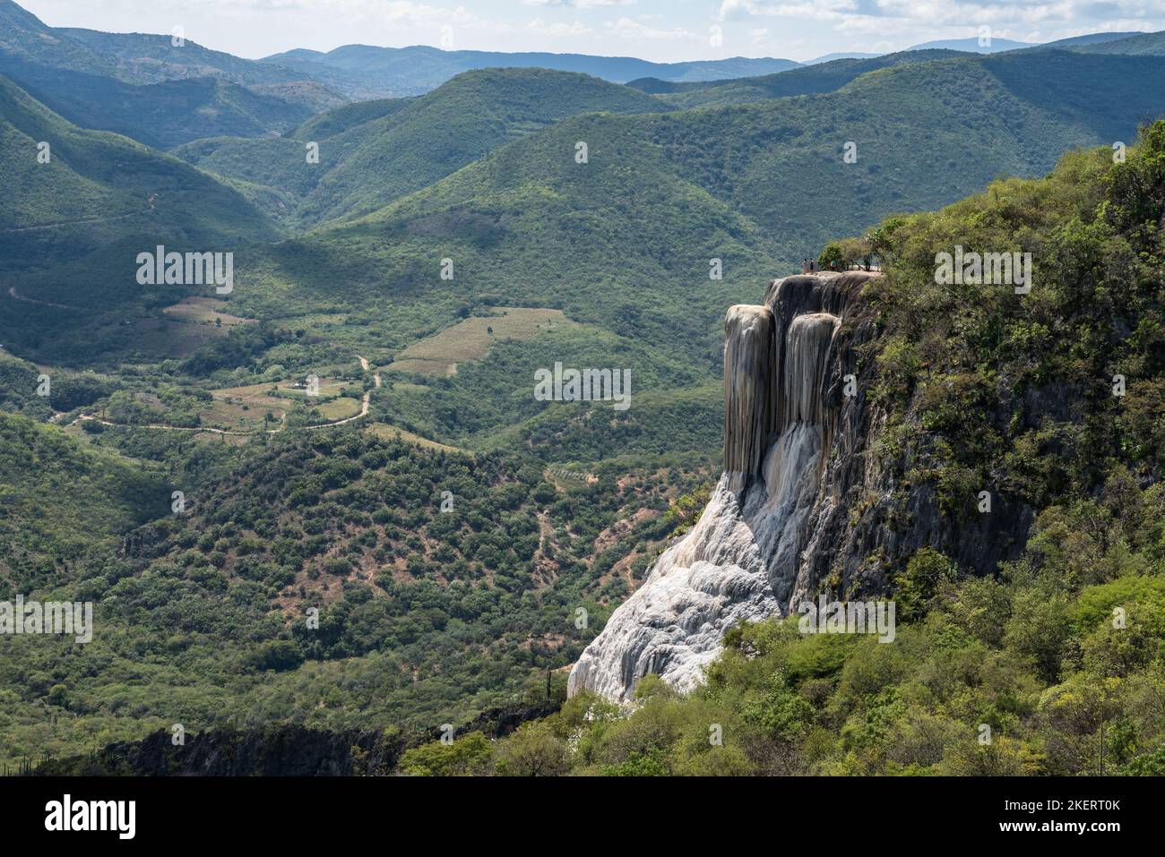Cascada grande großer wasserfall oder großer wasserfall -Fotos und ...