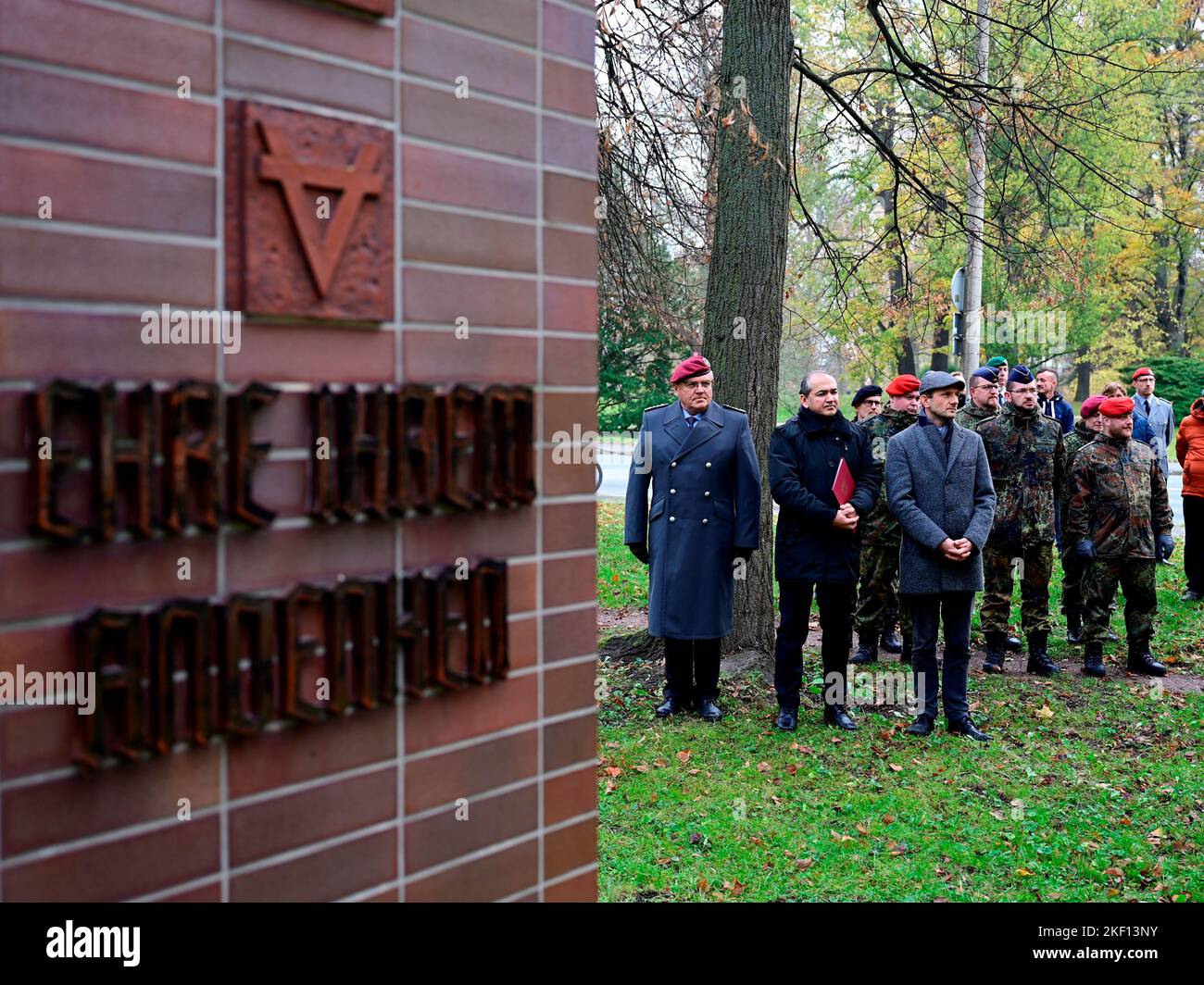 Gedenkveranstaltung anlässlich des Volkstrauertages. Oberst Klaus Finck ...