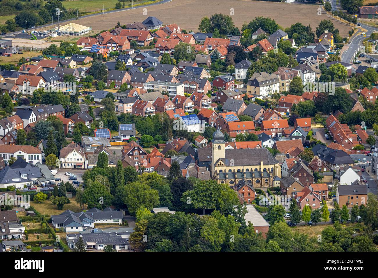 Luftbild von Selm-Bork mit der Kath. Kirche St. Stephanus Bork, Selm ...