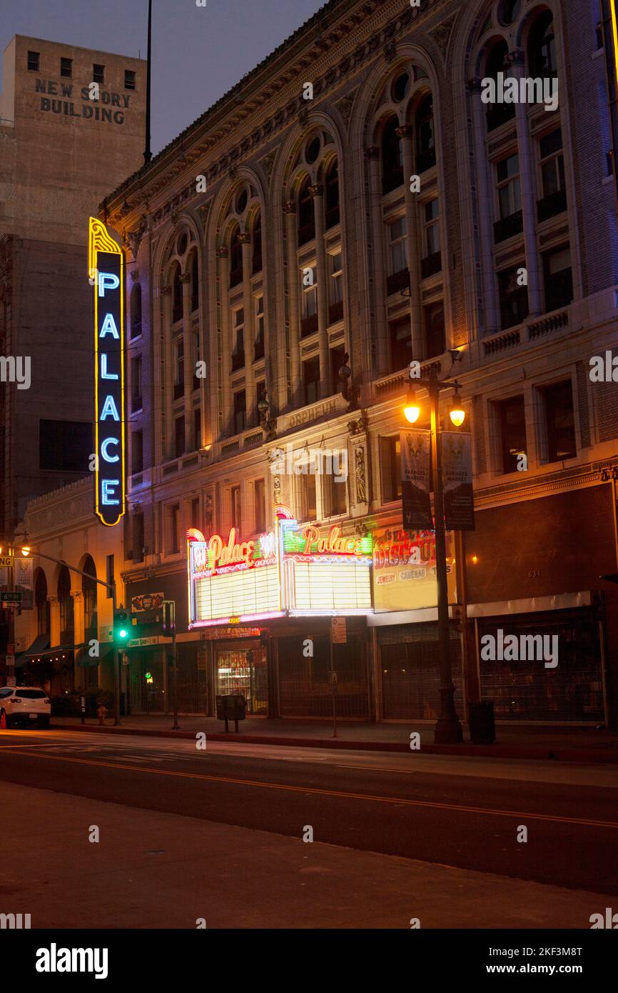 Broadway nacht -Fotos und -Bildmaterial in hoher Auflösung – Alamy