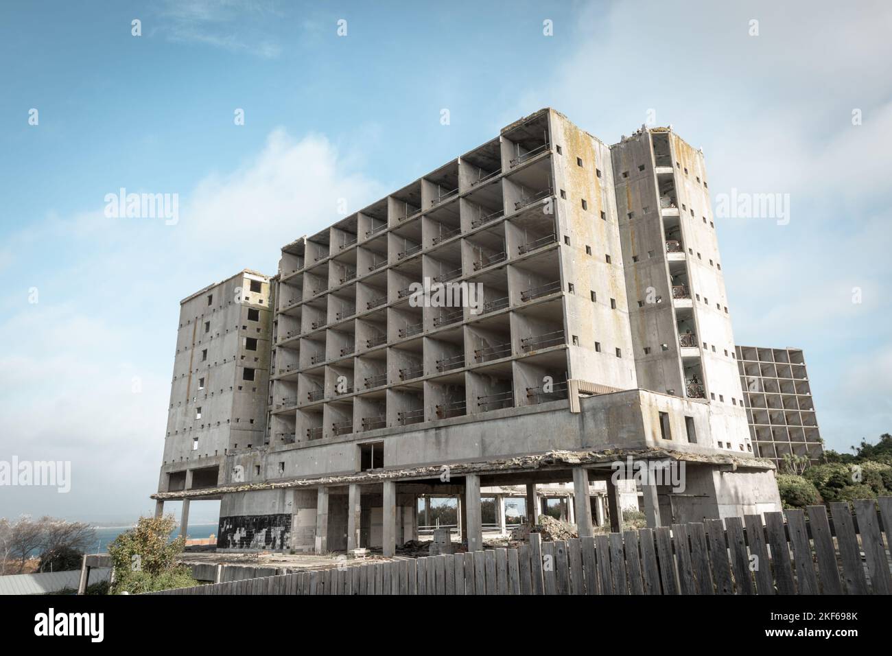 Brutalist concrete -Fotos und -Bildmaterial in hoher Auflösung – Alamy