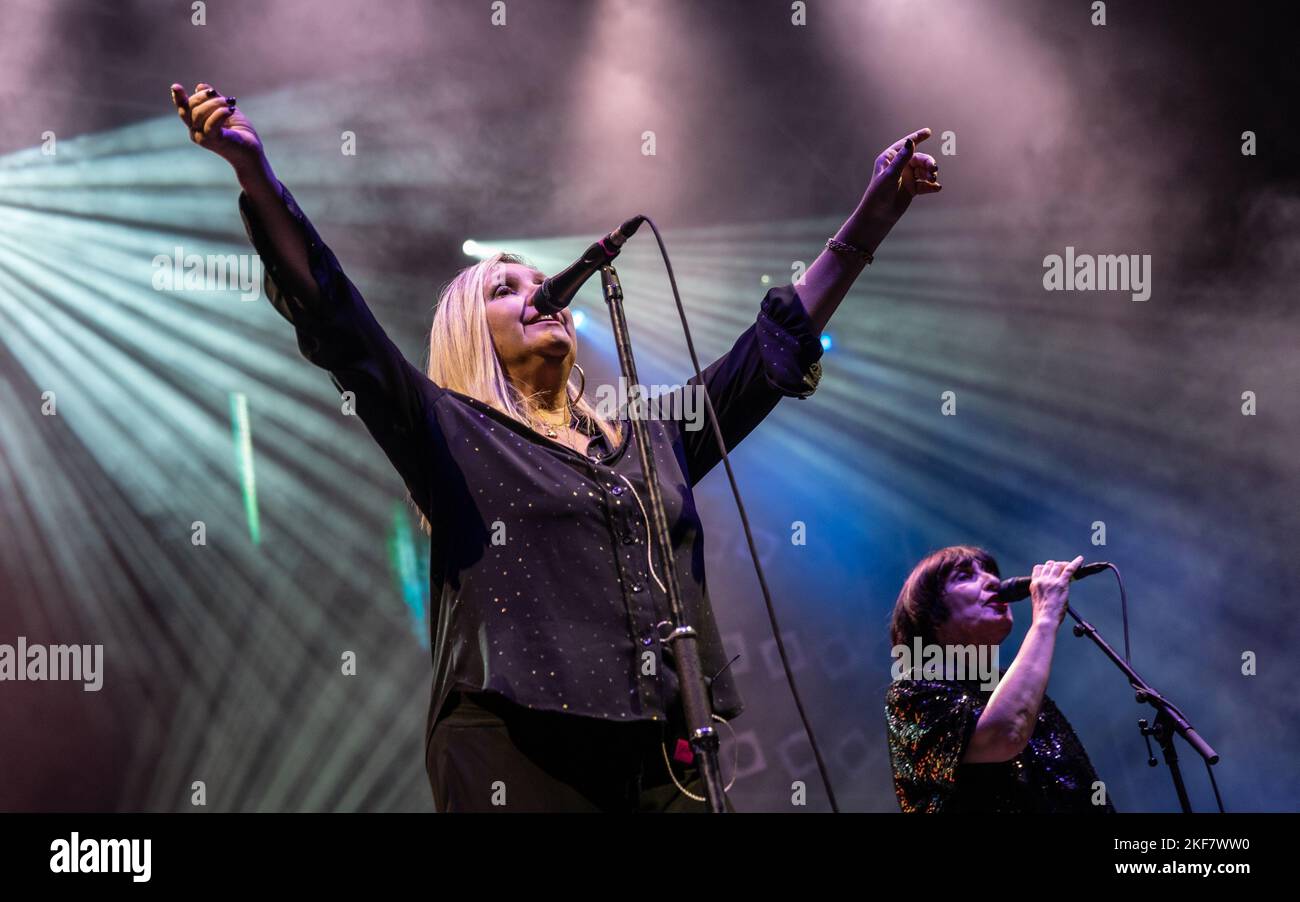 Saint etienne band -Fotos und -Bildmaterial in hoher Auflösung – Alamy