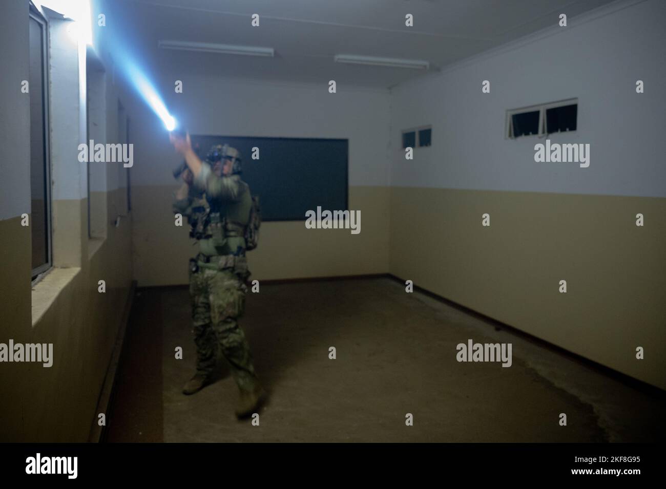 Ein Mitglied der Operational Detachment-Alpha (ODA) der US-Armee ...