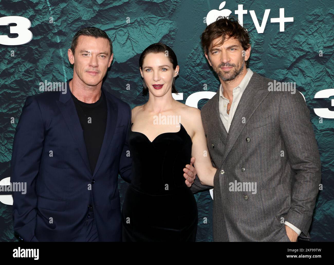 New York City, NY, 16. November 2022, Luke Evans, Jessica Ann Collins ...