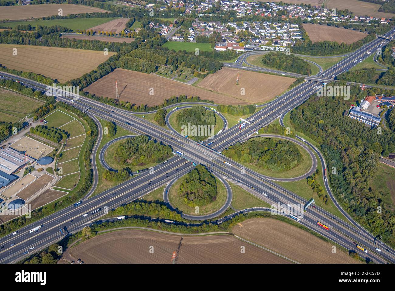 Luftaufnahme Autobahnkreuz Dortmund/Unna, Autobahn A1, Autobahn A44, Massen, Unna, Ruhrgebiet ...