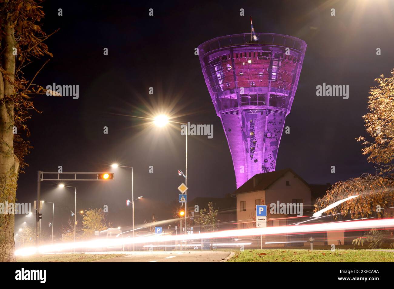 Zadar, Kroatien, am 17. November 2022 kann man den Vukovar Wasserturm ...