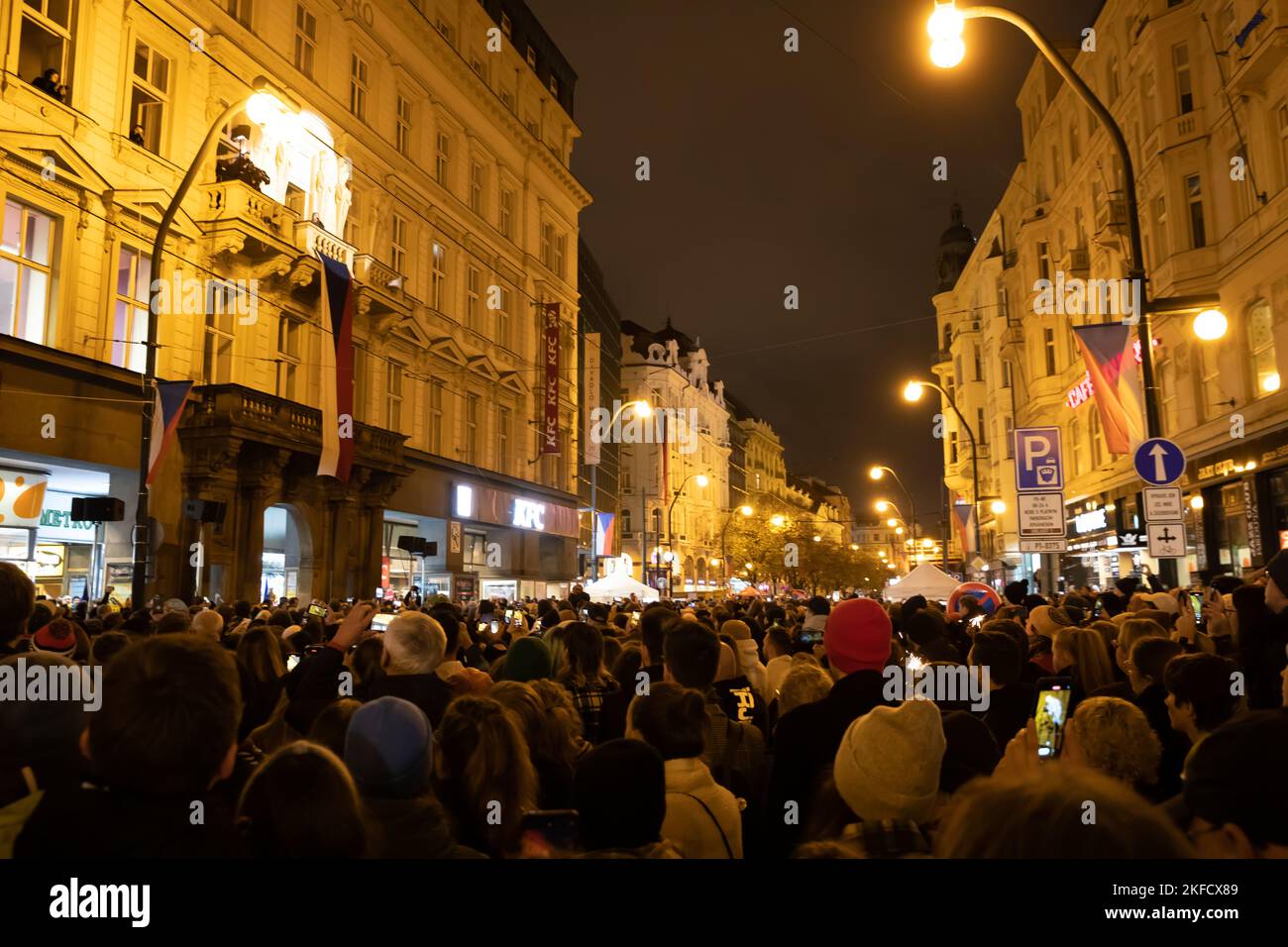 33 Jahre seit der Samtenen Revolution auf Narodni Trida und ...
