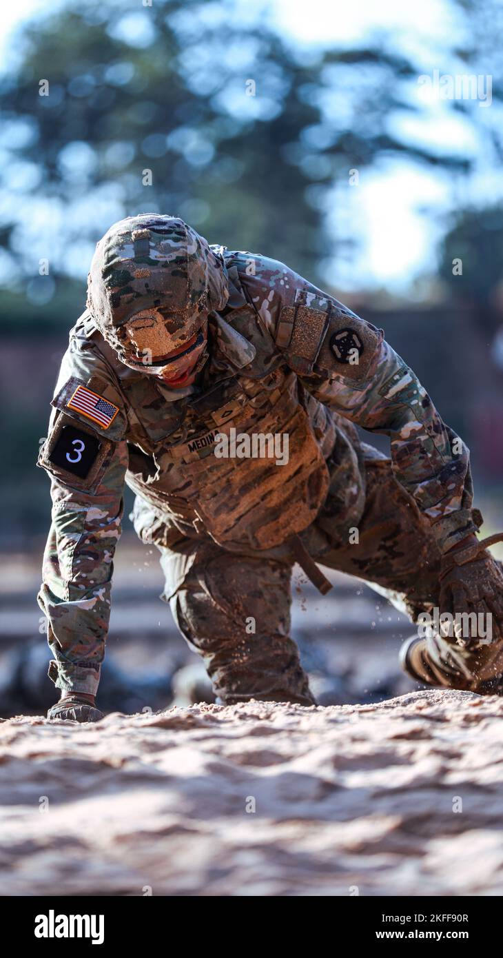 Pfc Kevin Medina Mitglied Von Squad 3 Der Das Fires Center Of