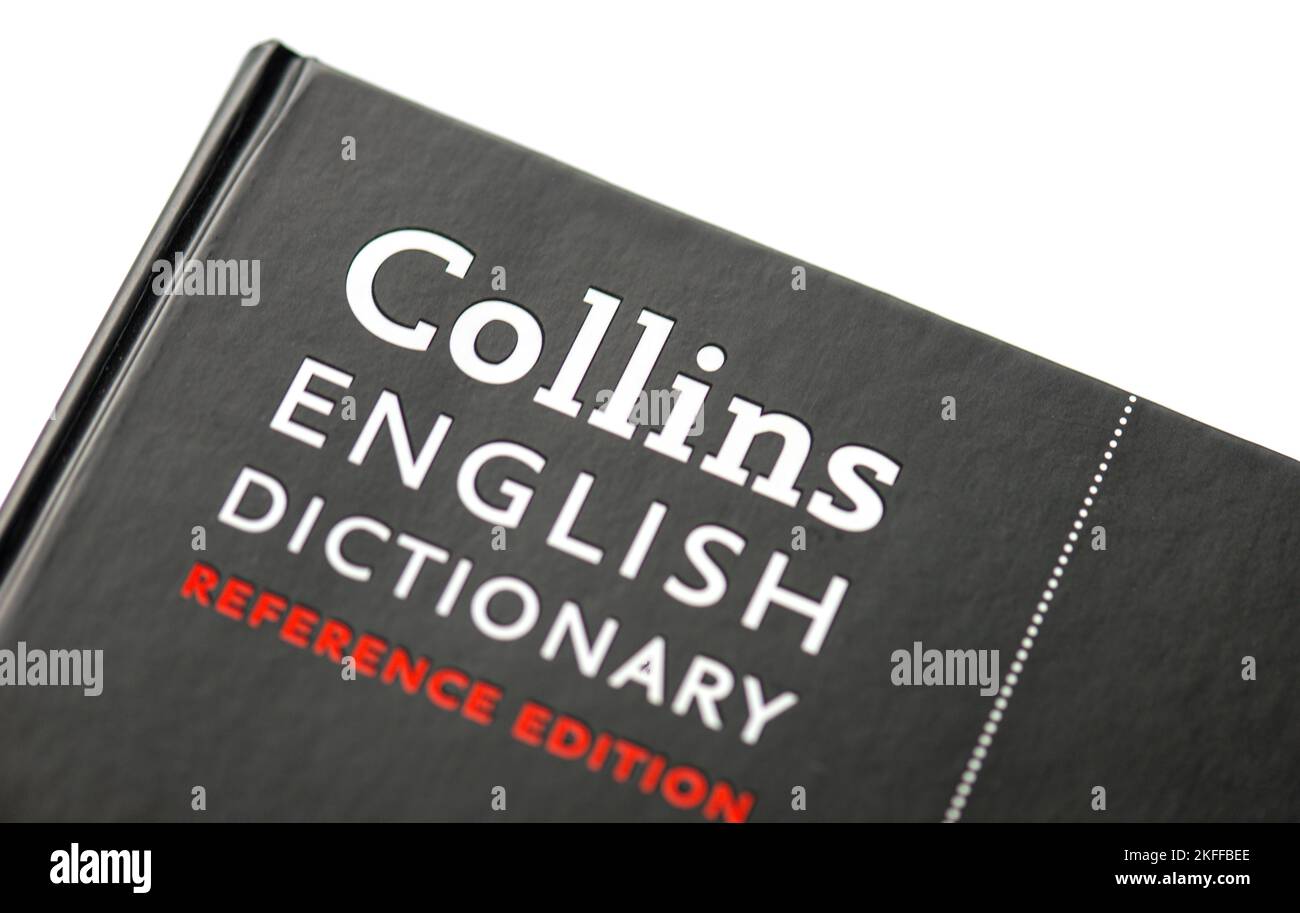 BERLIN - NOV 10: Nahaufnahme eines Covers Collins English Dictionary ...