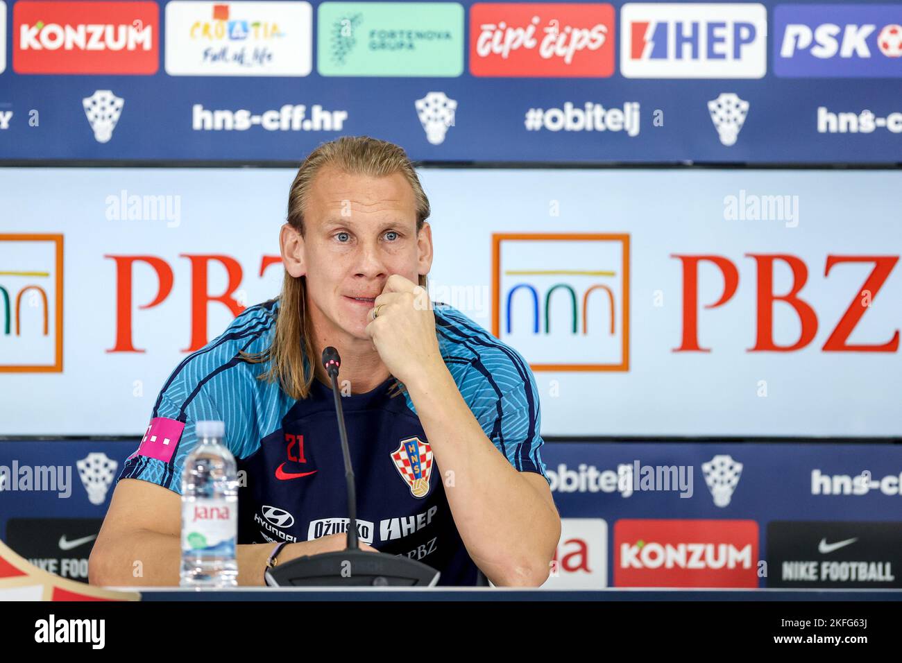 Doha, Katar am 18. November 2022. Domagoj Vida aus Kroatien, bei der ...