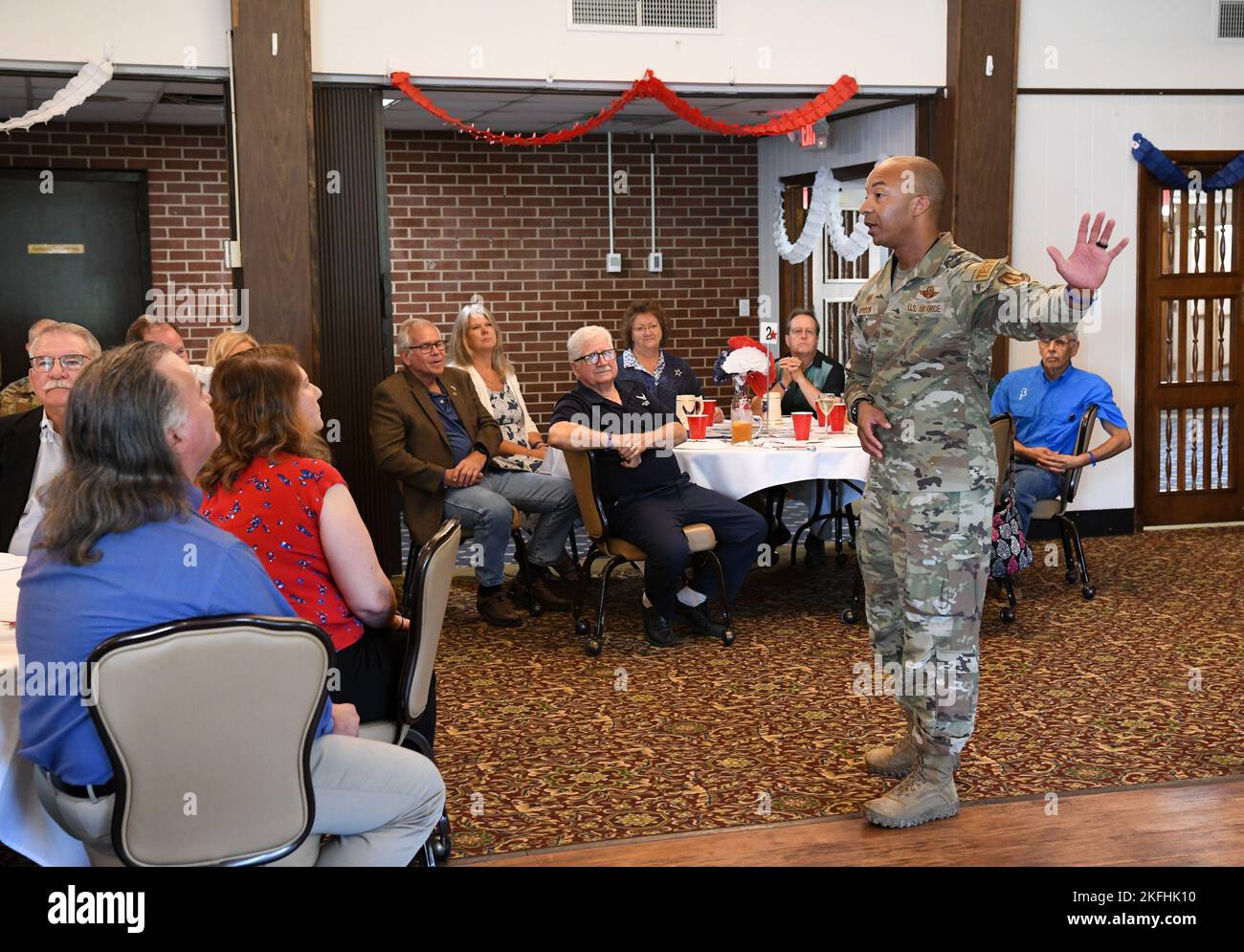 Col. Randel Gordon, Kommandant des Arnold Engineering Development ...