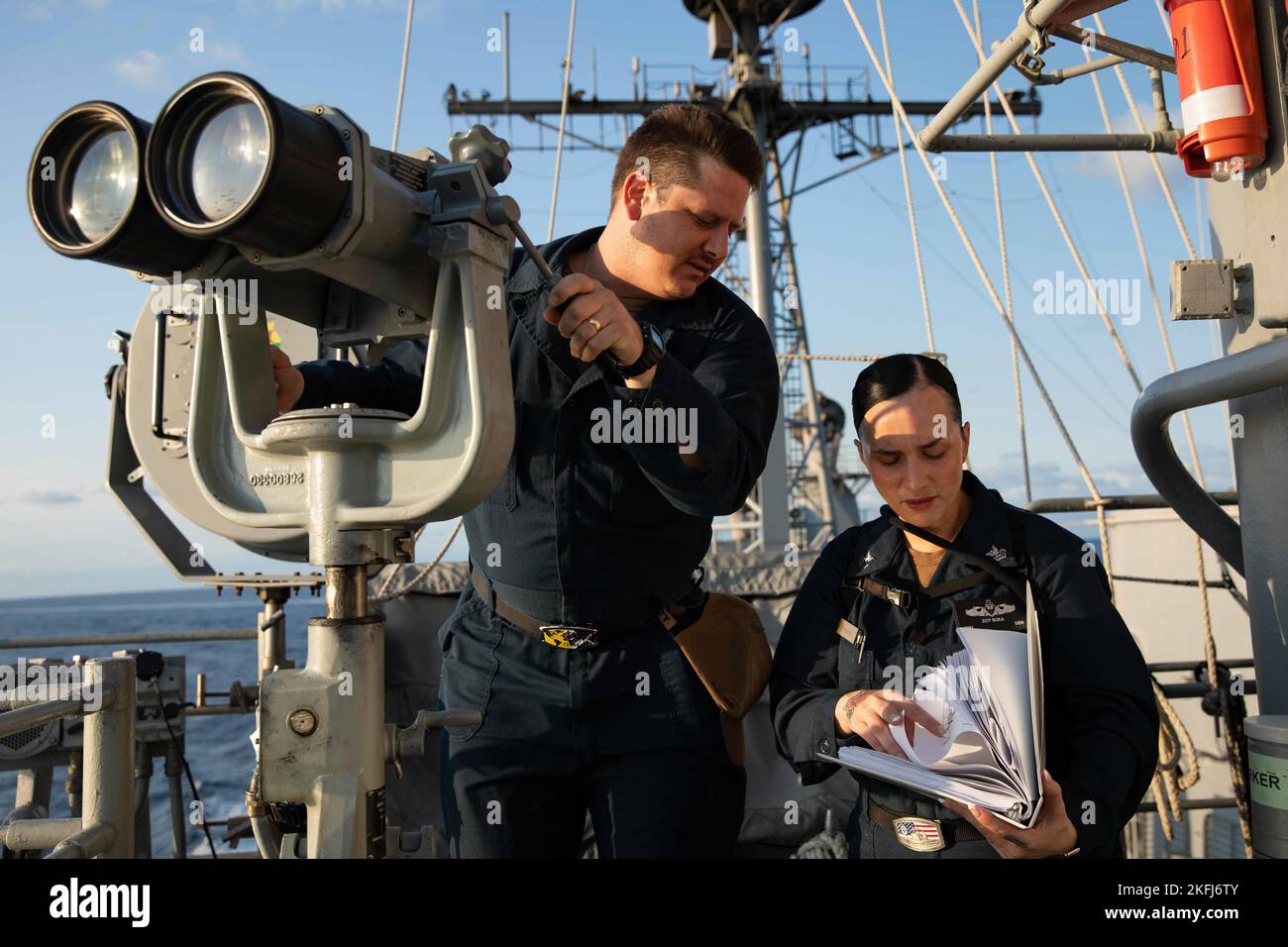 220918-N-LK647-0120 ATLANTISCHER OZEAN (SEPT 18, 2022) Chief ...