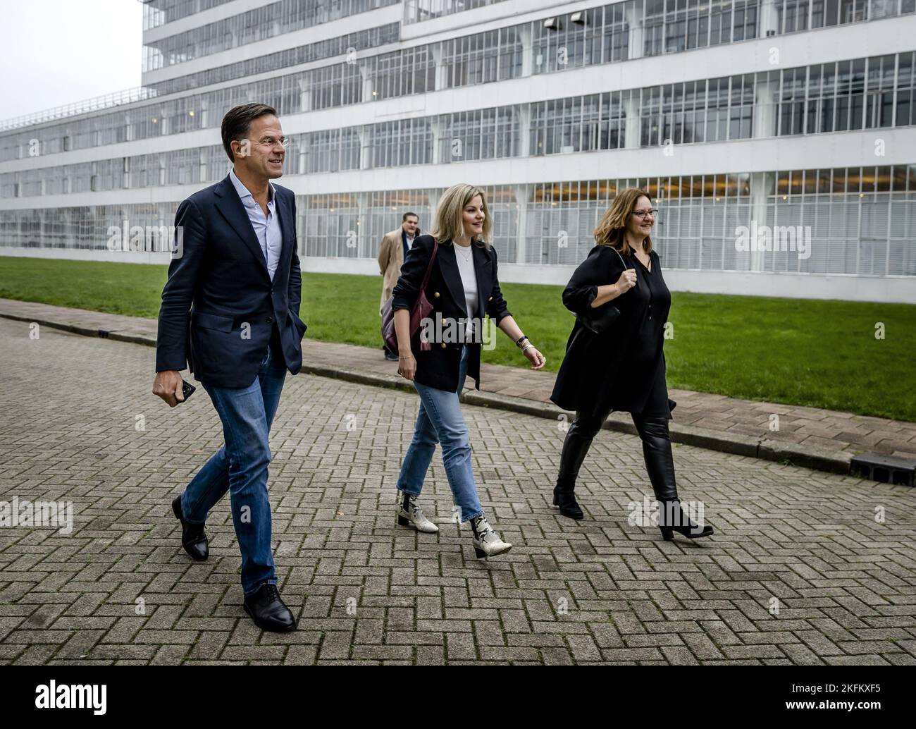 ROTTERDAM - Mark Rutte (VVD) kommt vor dem Herbstkongress der VVD in ...