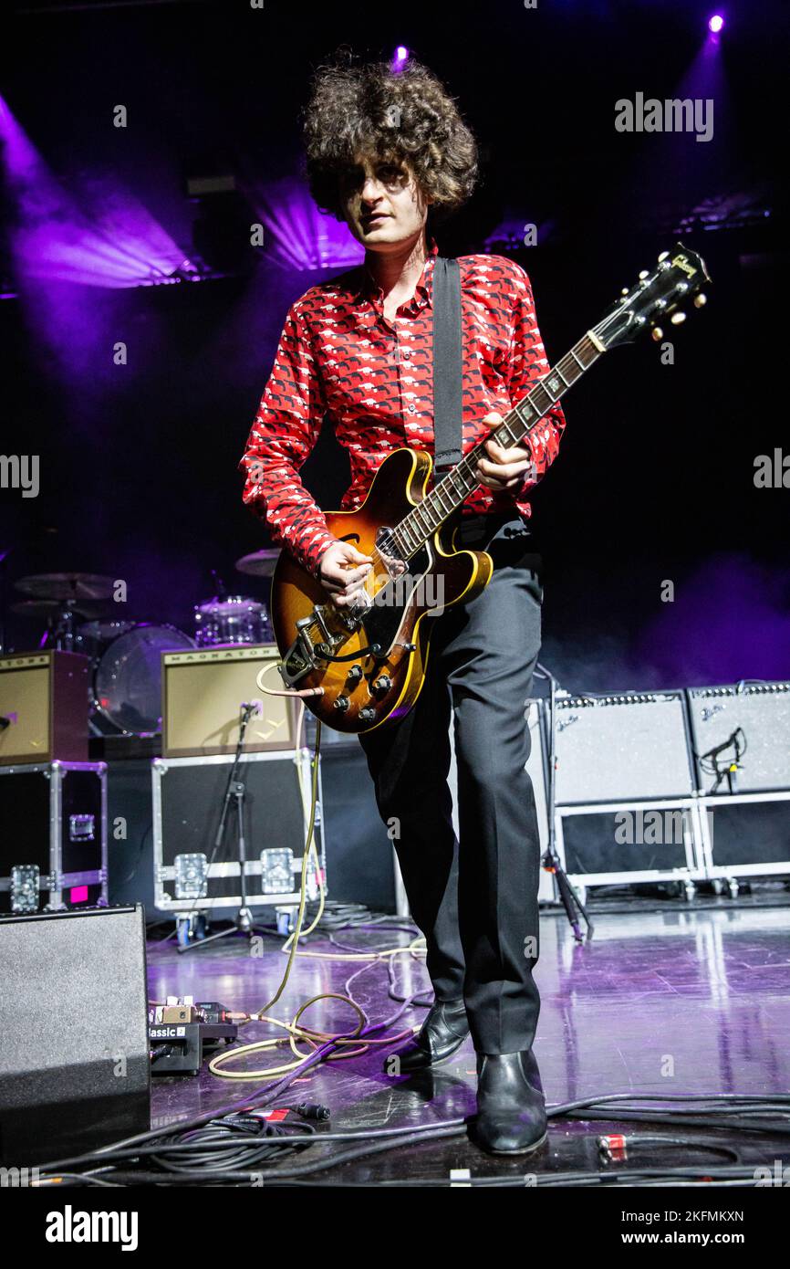 Loral raphael -Fotos und -Bildmaterial in hoher Auflösung – Alamy