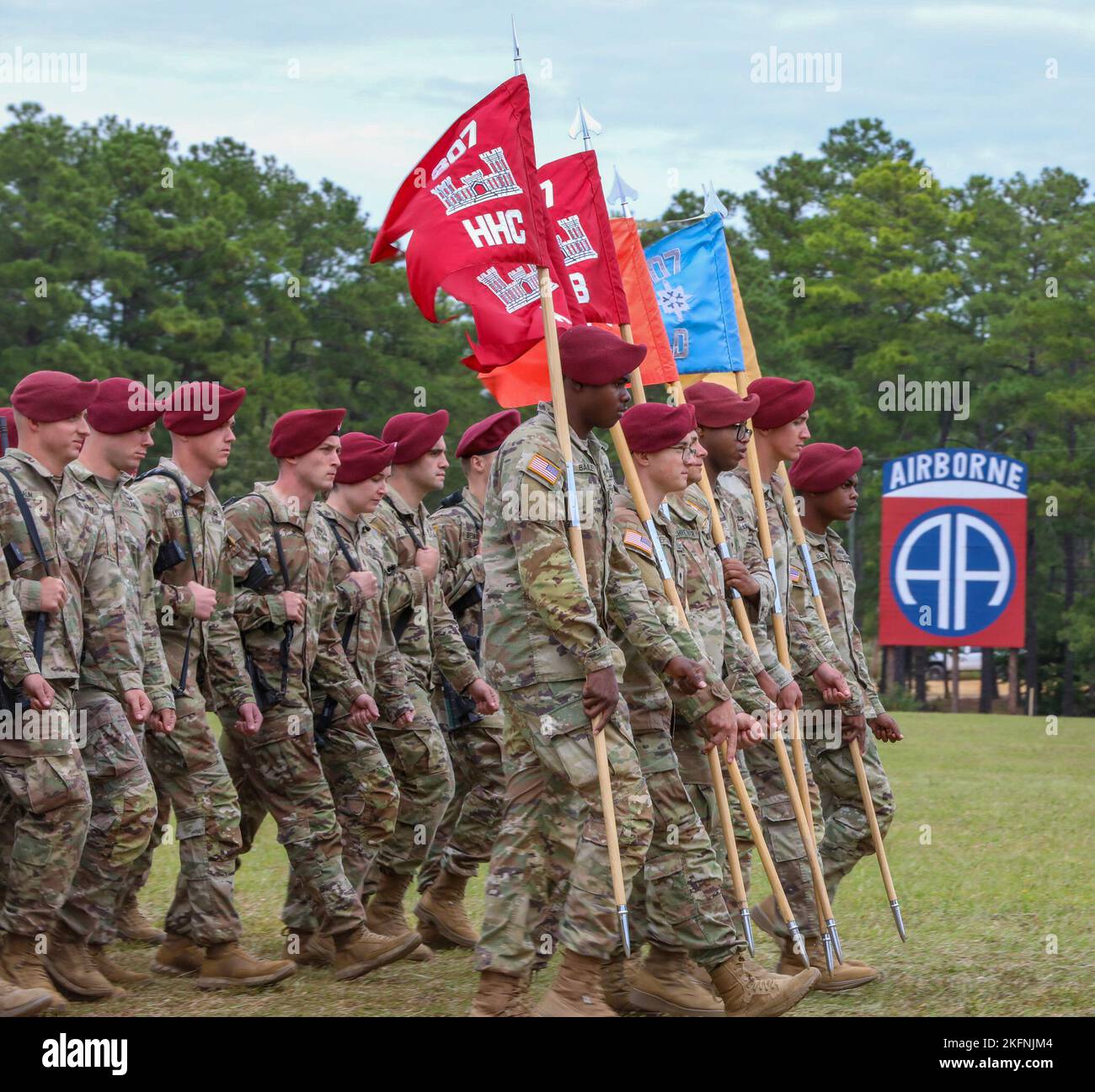 307th brigade support battalion -Fotos und -Bildmaterial in hoher ...