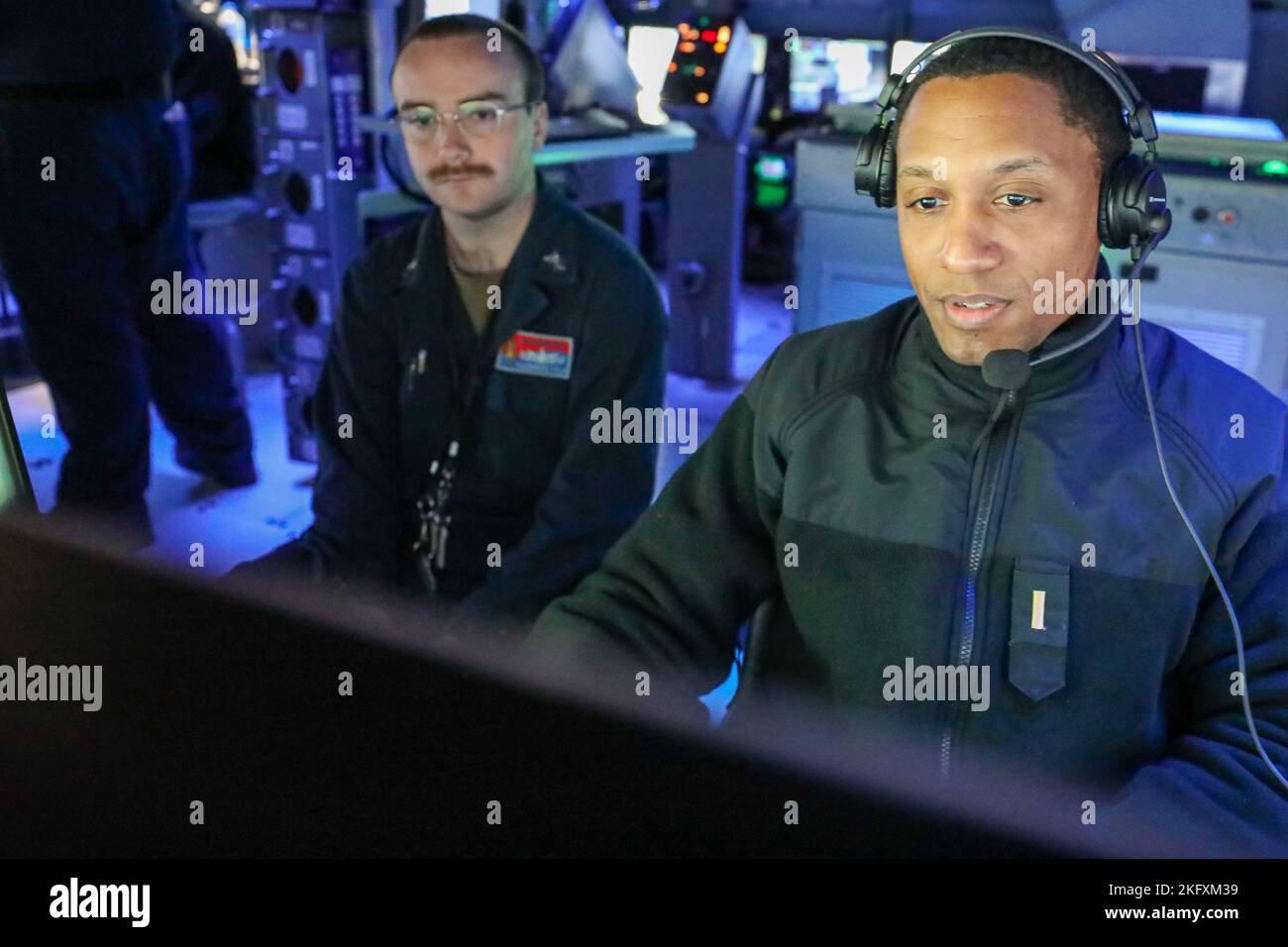 NORDPAZIFIK (OKT 13 2022) Ensign Kevin Logan, Right, and Operations ...