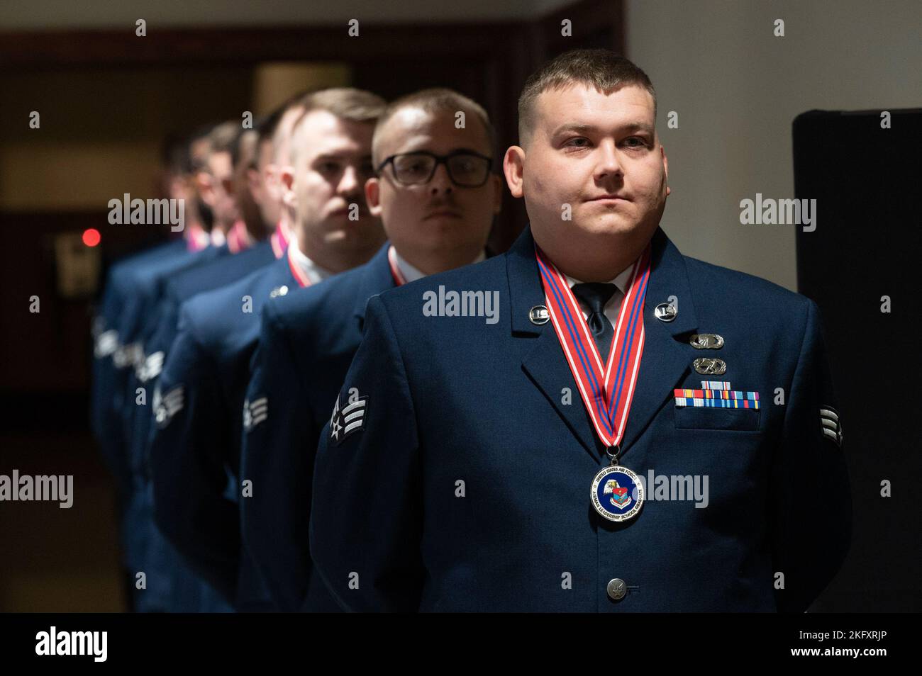 Andrew Stowers, Senior Airman der US Air Force, bereitet sich darauf ...