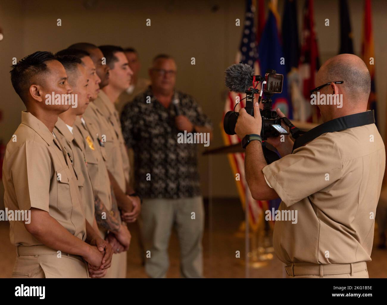 ASAN, Guam (Okt 21, 2022) - Chief Petty Officers von Kommandos U.S ...