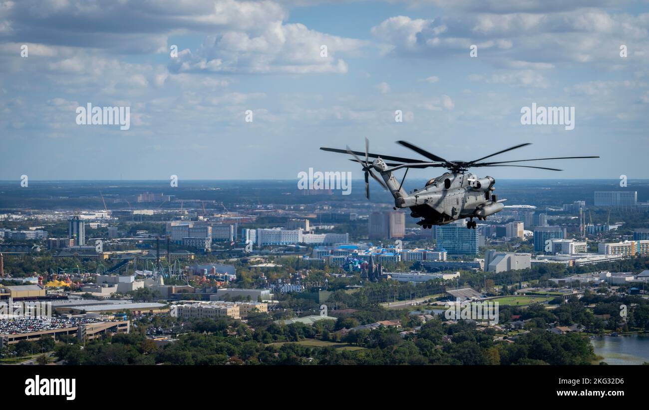 Ein CH-53E Super Hengst, der der Heavy Marine Helicopter Training Unit ...