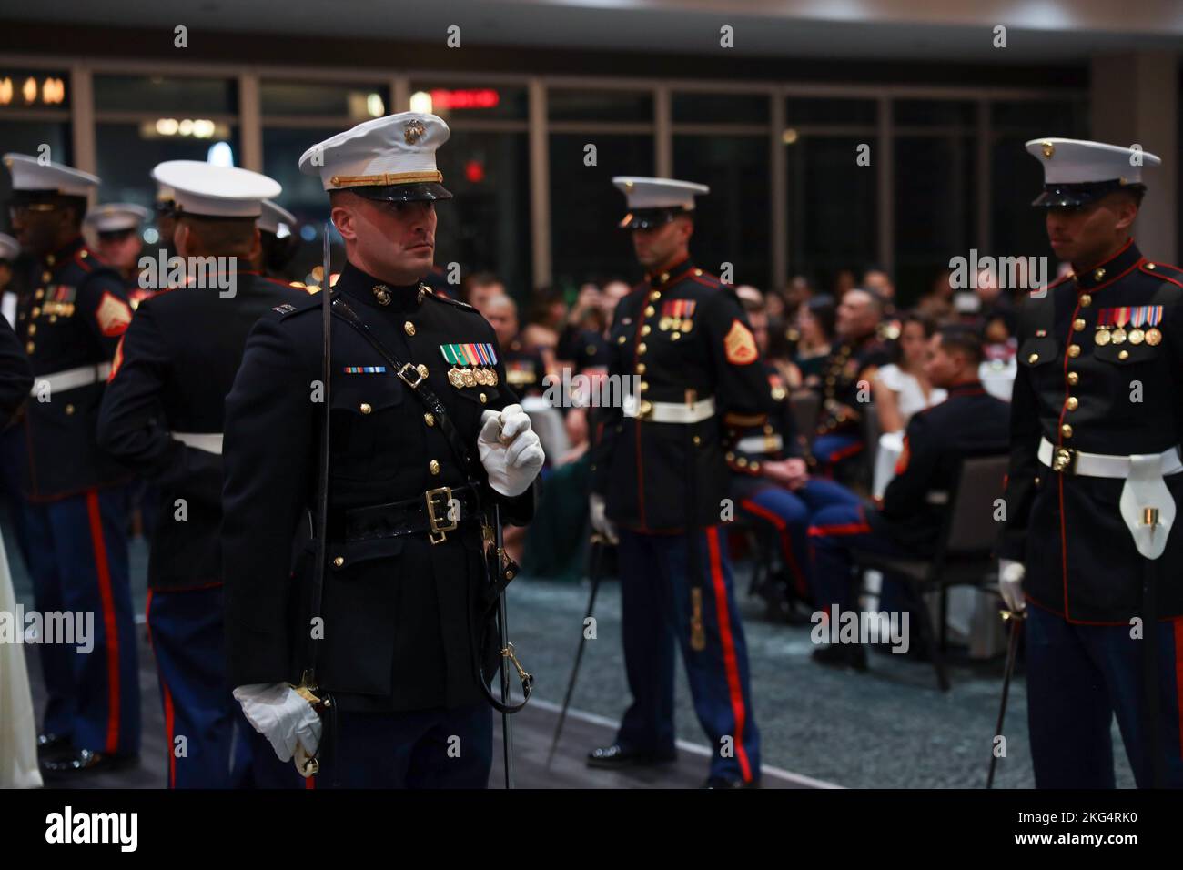 Der US Marine Corps Capt. Nichola Palermo, Executive Officer der Marine ...