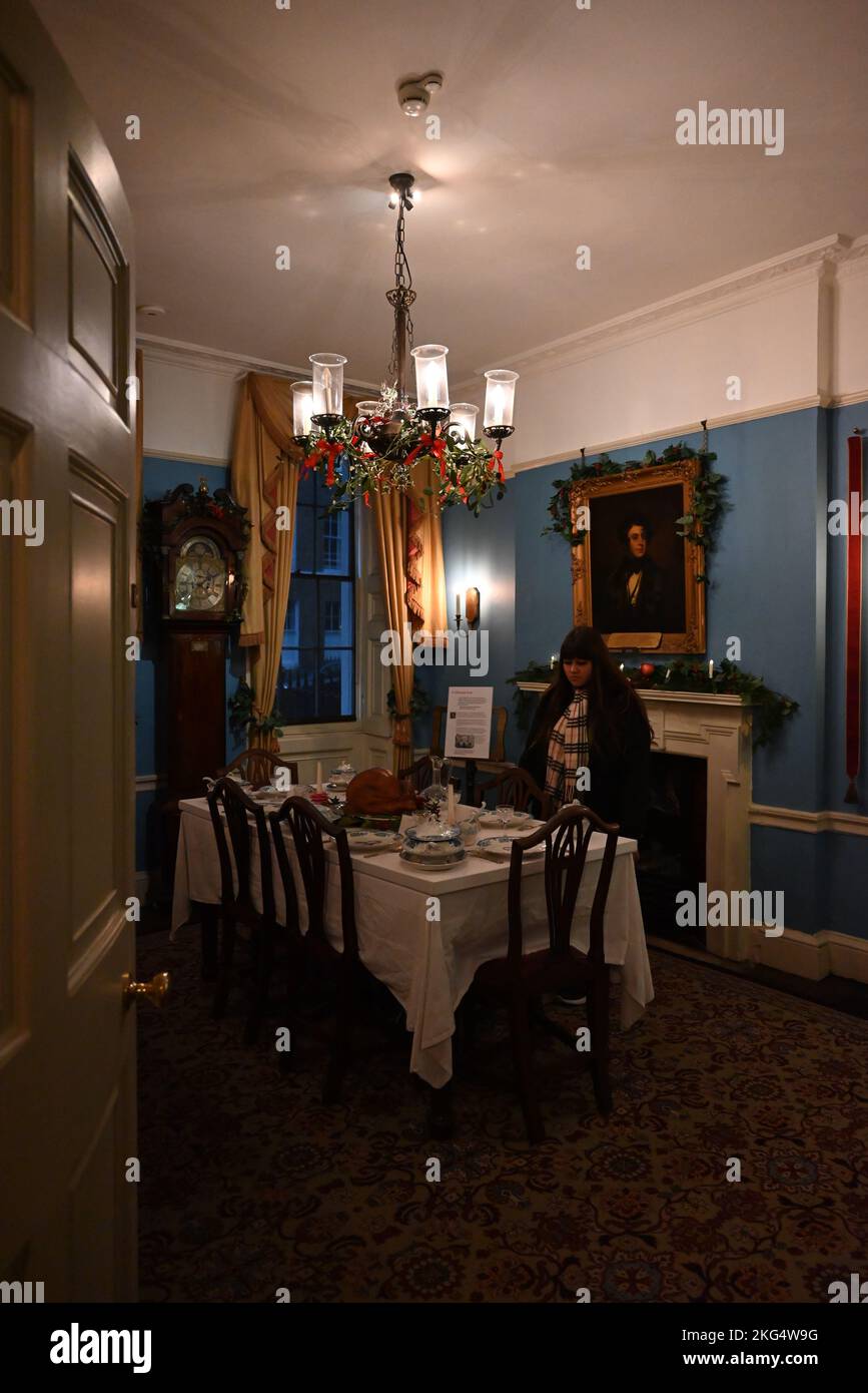 Die neue Ausstellung untersucht die Geister in Dickens größten ...