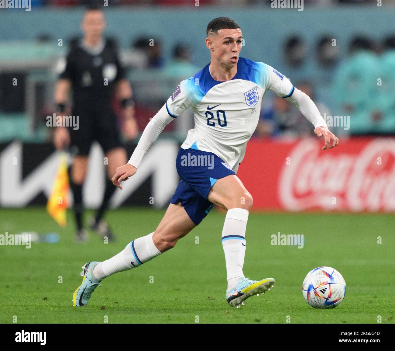 Phil foden spielt -Fotos und -Bildmaterial in hoher Auflösung – Alamy