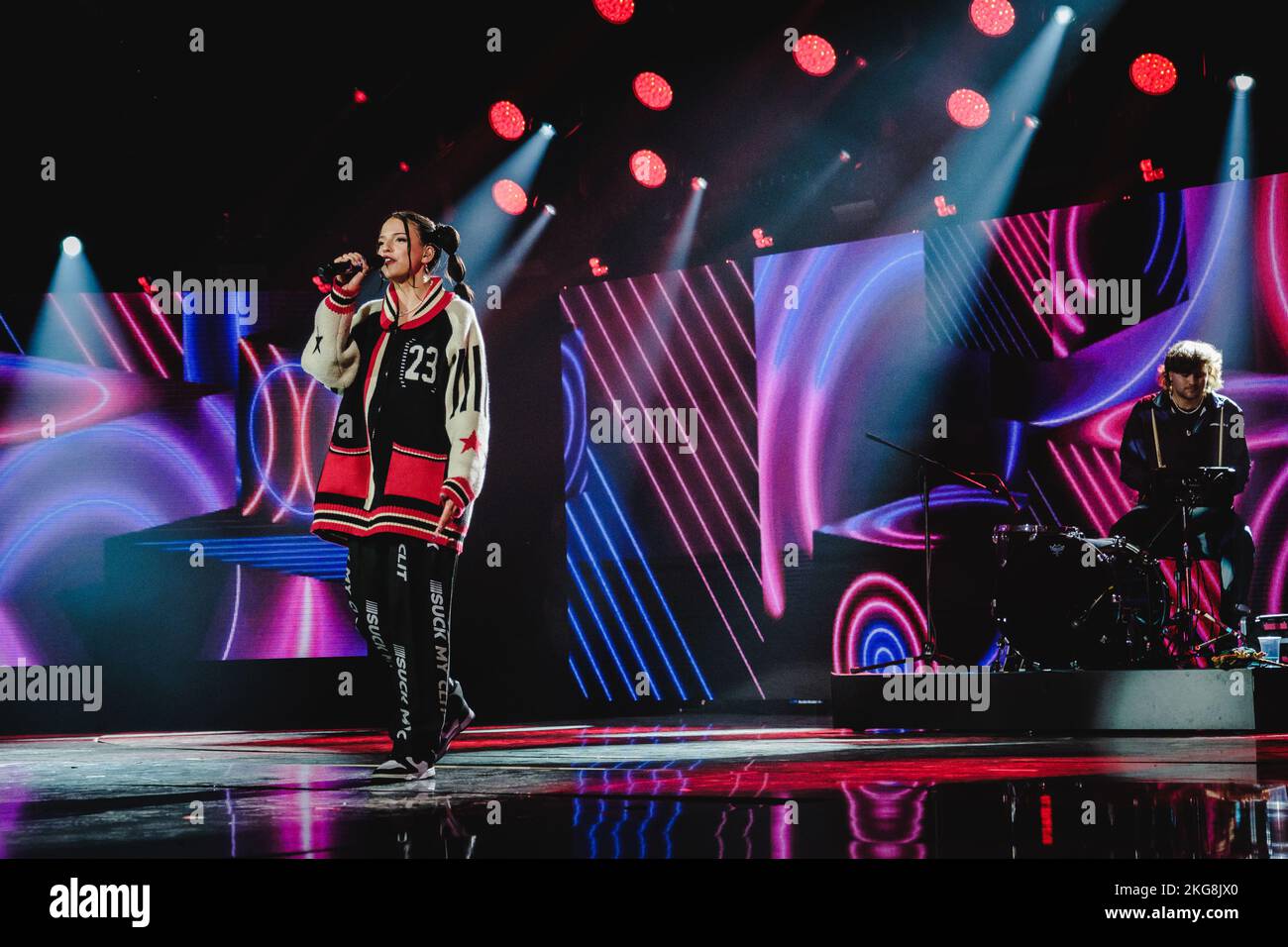 Zürich, Schweiz. 18., November 2022. Die deutsche Sängerin Nina Chuba ...