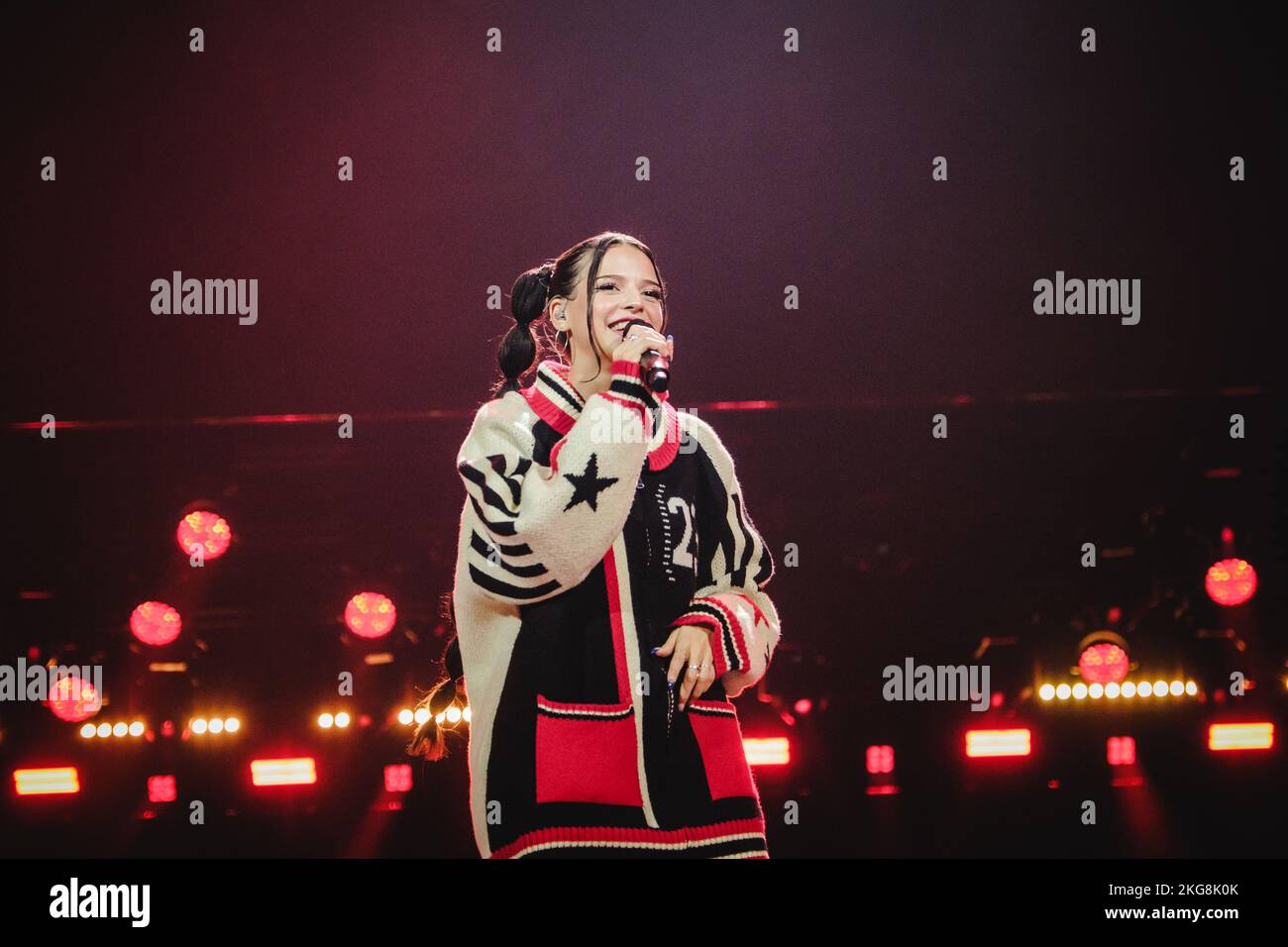 Zürich, Schweiz. 18., November 2022. Die deutsche Sängerin Nina Chuba ...