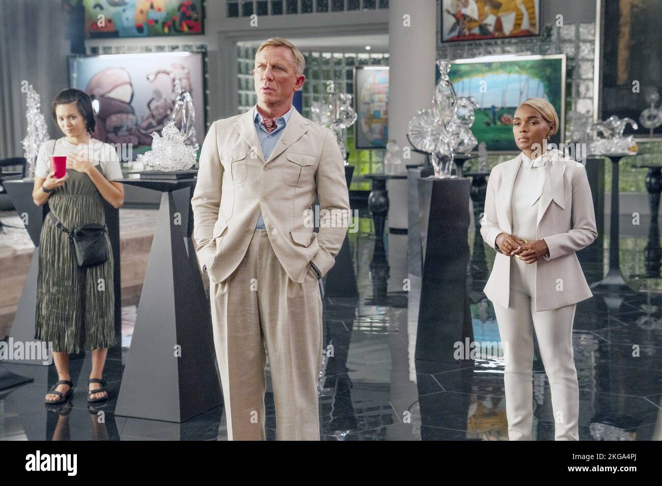 GLASZWIEBEL: Ein GEHEIMNIS DER MESSER, (aka KNIVES OUT 2), von links ...