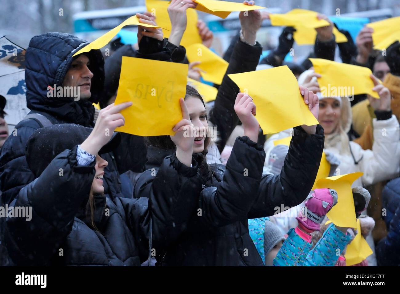 Nicht exklusiv: VINNYTSIA, UKRAINE - 21. NOVEMBER 2022 - Teilnehmer ...