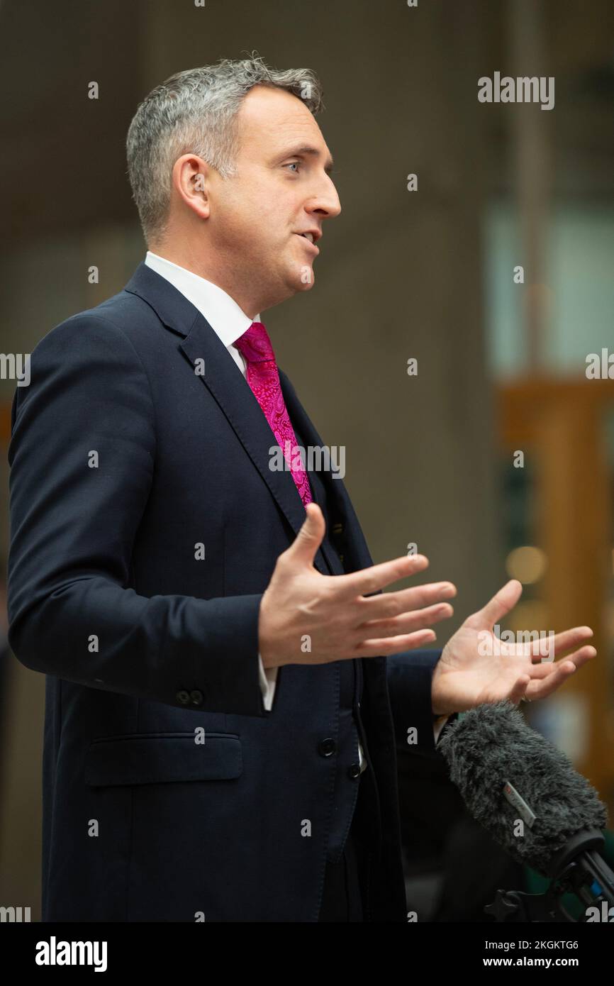 Interview dalex cole hamilton -Fotos und -Bildmaterial in hoher ...