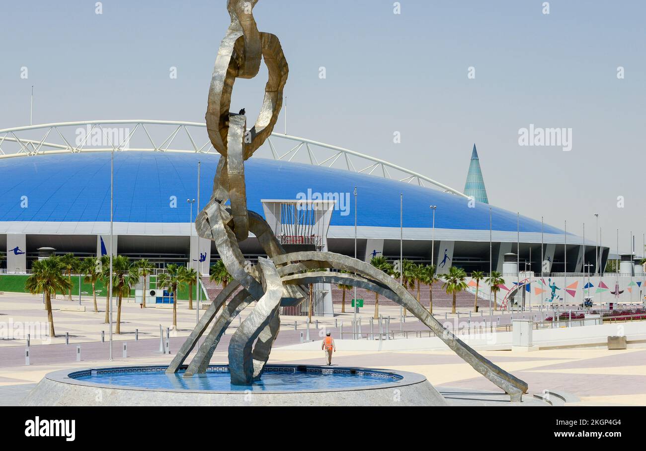 KATAR, Doha, Aspire Dome, Sportplatz im Khalifa International Stadium ...