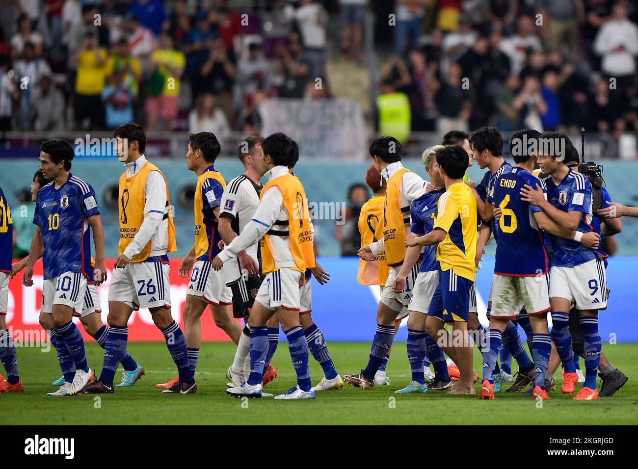 AR-RAYYAN, KATAR - NOVEMBER 23: Eiji Kawashima (Japan), Miki Yamane ...