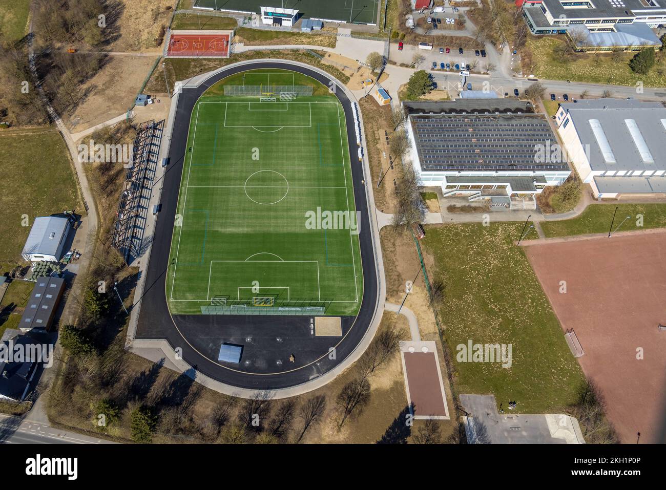 Luftaufnahme, Stadion zur Jakobuslinde, Brilon, Sauerland, Nordrhein ...