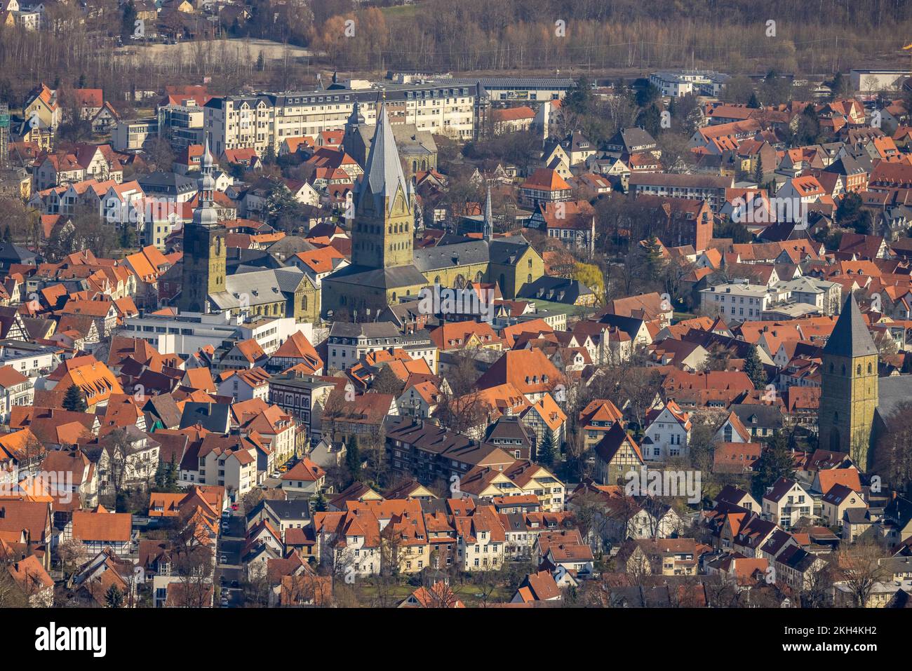 Aus der Vogelperspektive, katholische Kirche St. Kathedrale Patroerivas ...