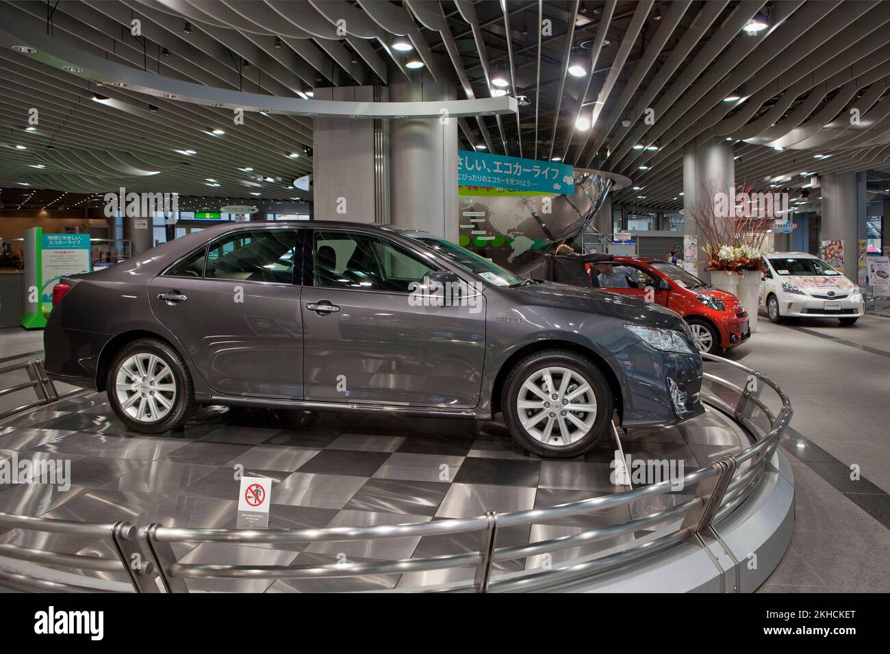 Die meisten modernen toyota modelle -Fotos und -Bildmaterial in hoher ...