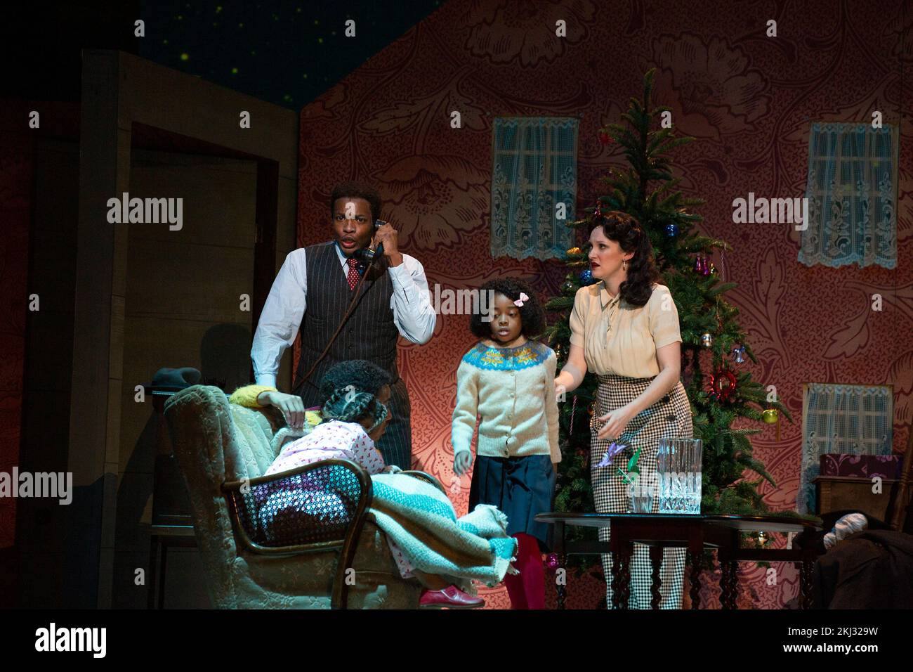 Frederick Ballentine (George Bailey), Jennifer France (Mary Hatch ...