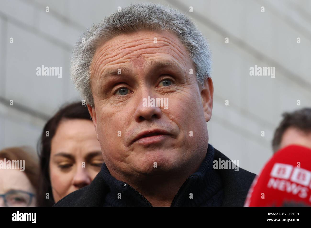 Brian Gormley, der Cousin von Aidan McAnespie, spricht vor Laganside ...