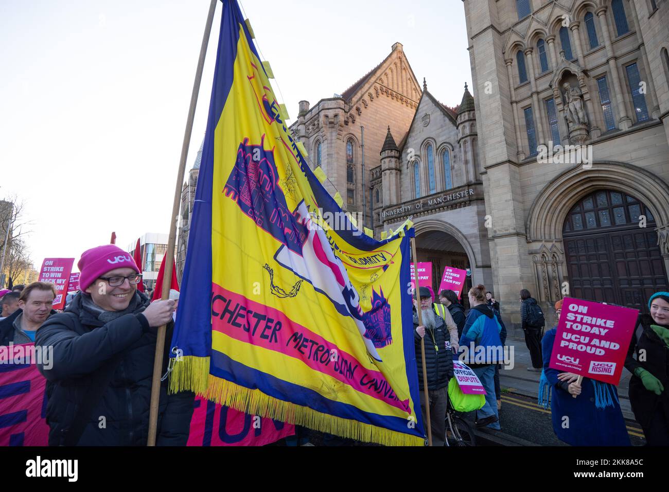 Mmu banner -Fotos und -Bildmaterial in hoher Auflösung – Alamy