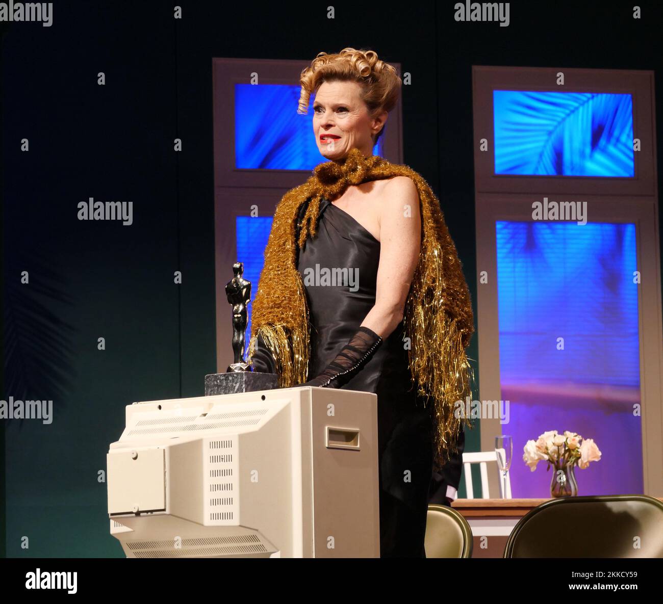 Berlin, Deutschland. 24.. November 2022. Schauspielerin Leslie Malton ...