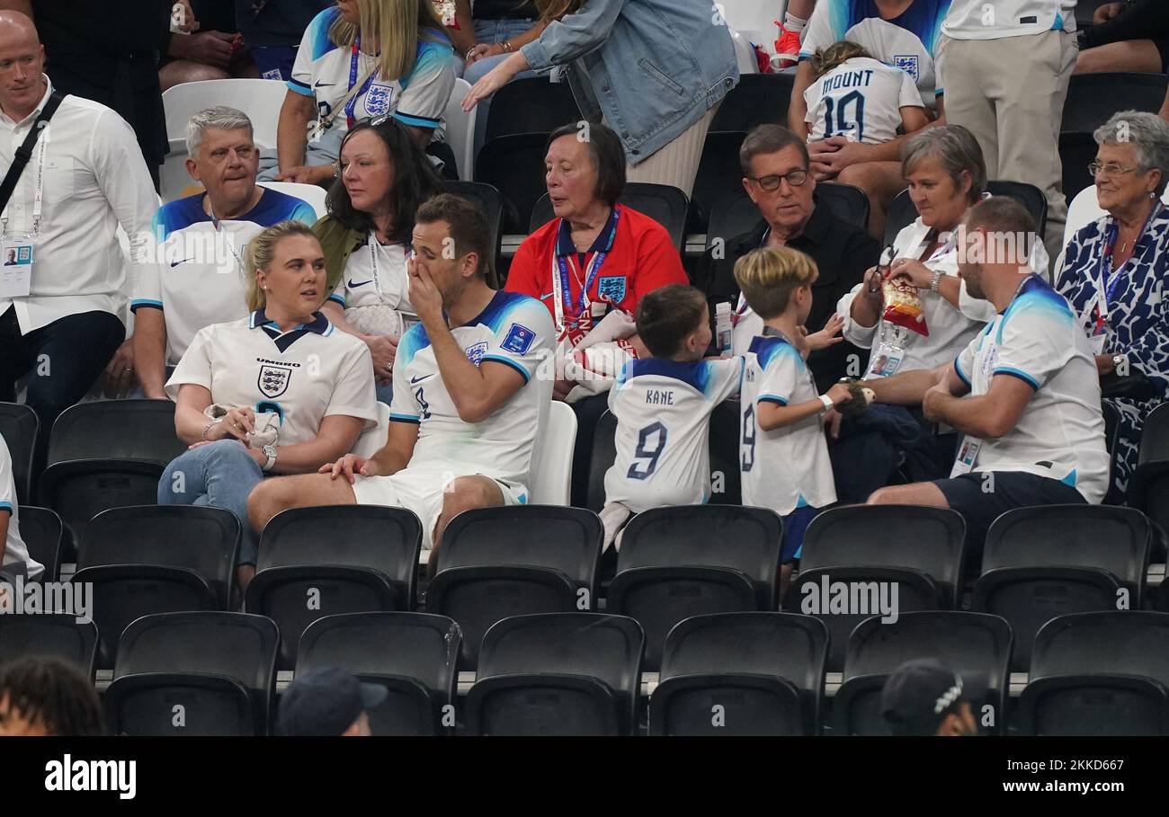 Harry kane y katie goodland -Fotos und -Bildmaterial in hoher Auflösung ...