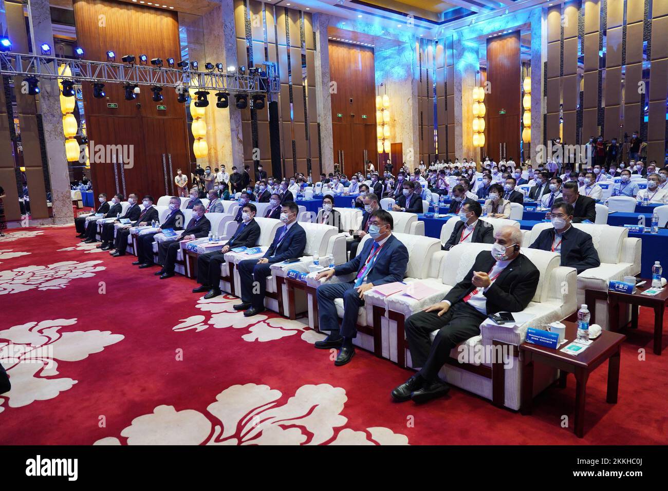 Weltweite partnerschaften -Fotos und -Bildmaterial in hoher Auflösung – Alamy