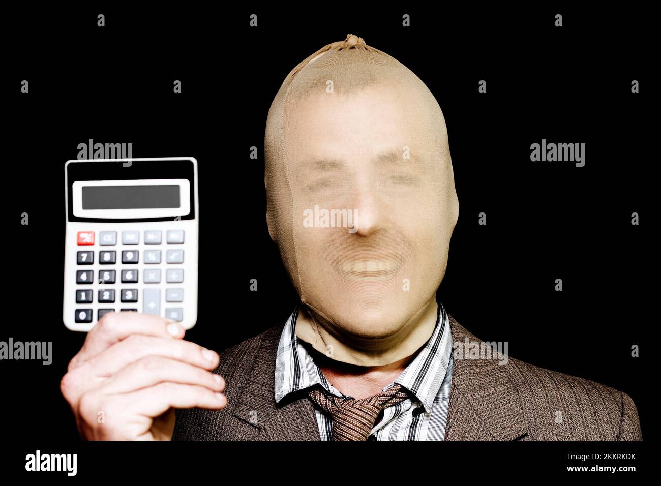 Robber in stocking mask -Fotos und -Bildmaterial in hoher Auflösung – Alamy