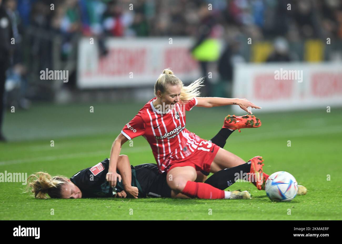 Bremen, Deutschland. 26.. November 2022. Fußball, Frauen: Bundesliga ...