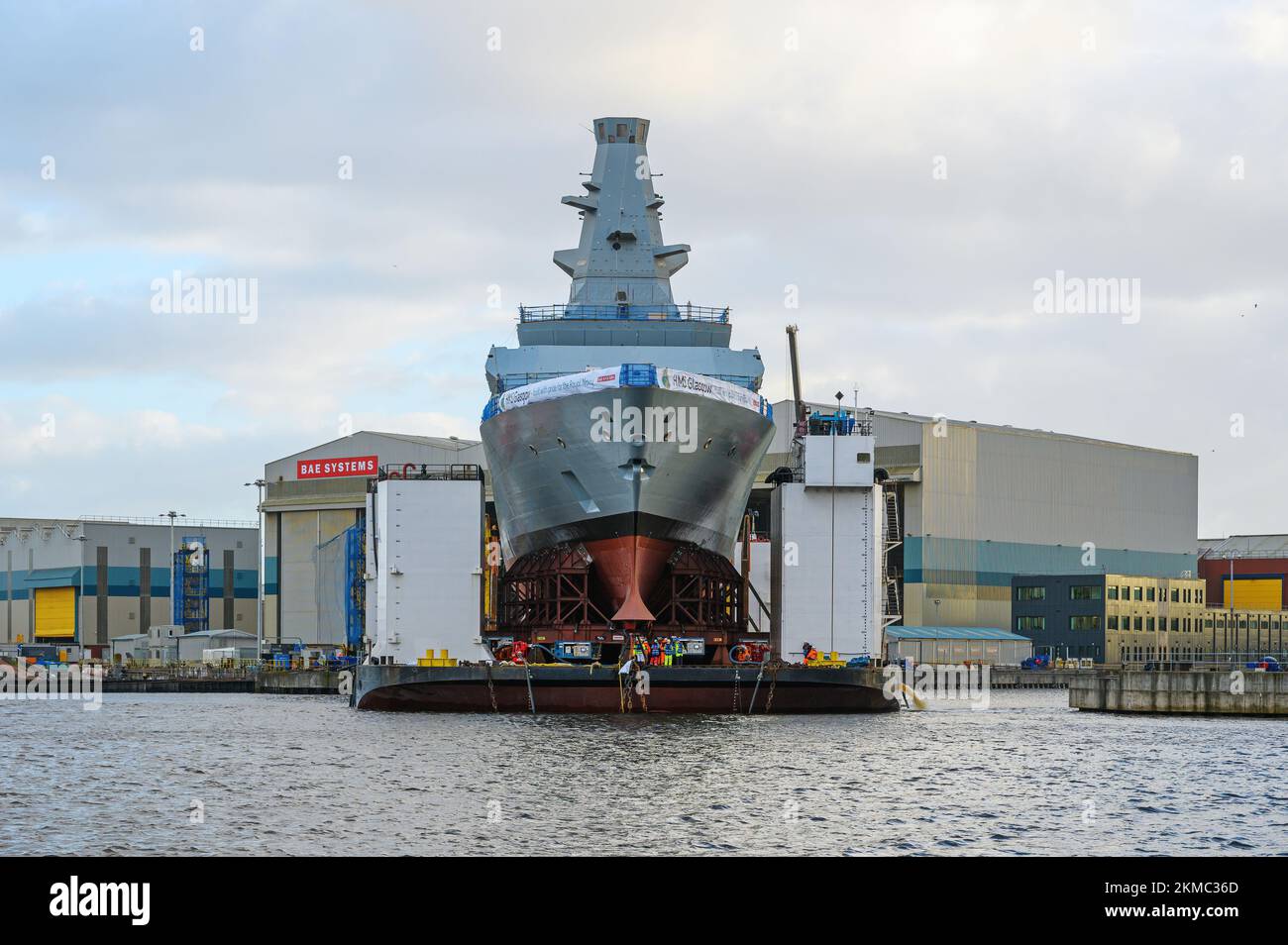 HMS Glasgow, die erste von acht Typ-26-Fregatten, befindet sich im Bau ...