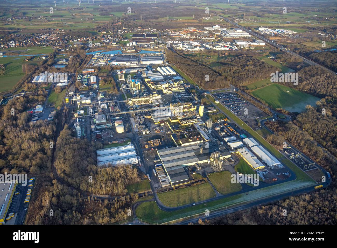 Luftaufnahme, Industriegebiet mit EVERLAM Chemiewerk, DuPont Uentrop ...