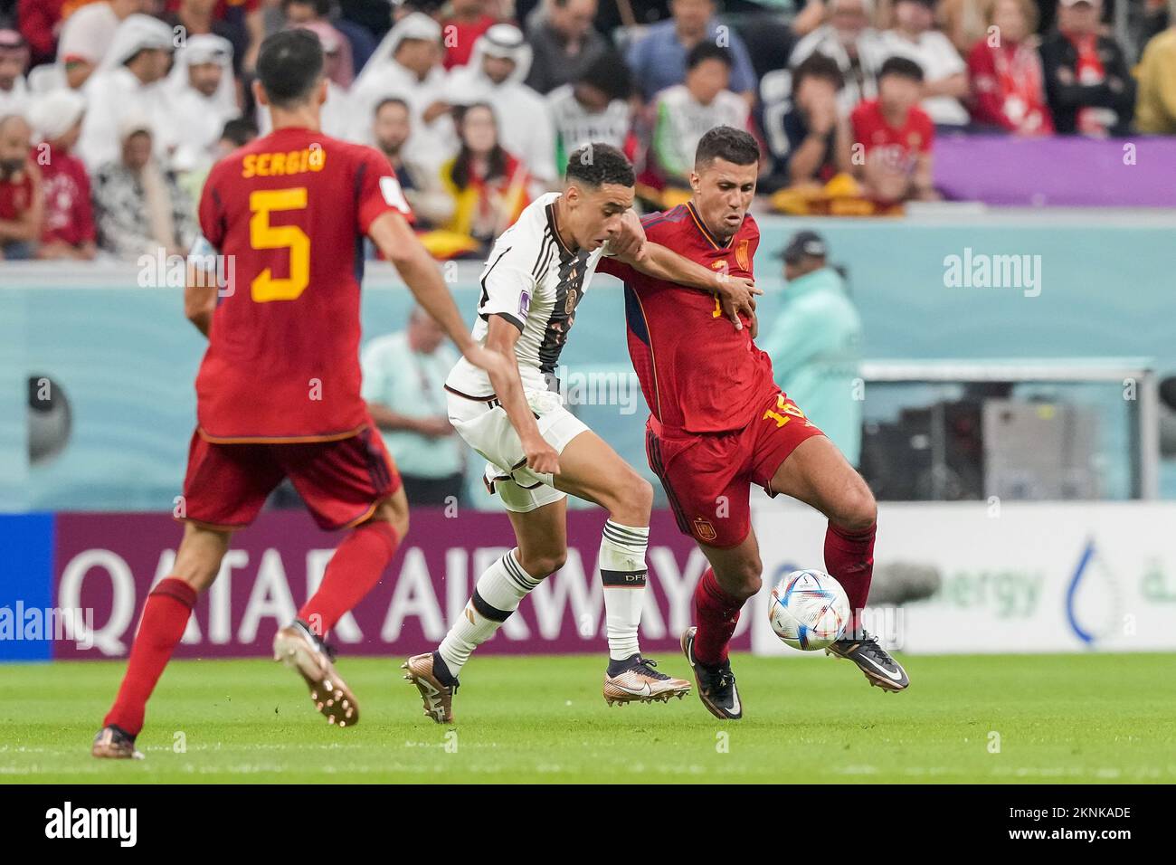 AL KHOR, 27-11-2022, Al Bayt Stadium, Weltmeisterschaft 2022 in Katar, Spiel zwischen Spanien ...