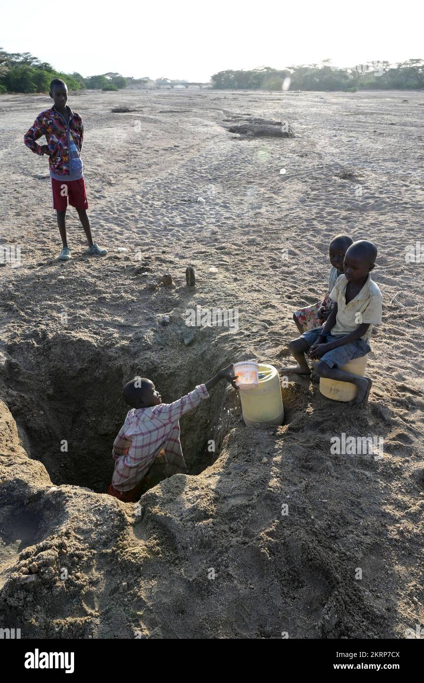 KENIA, Turkana, Lokichar, Klimawandel, trockener Fluss Lagger, Turkana ...