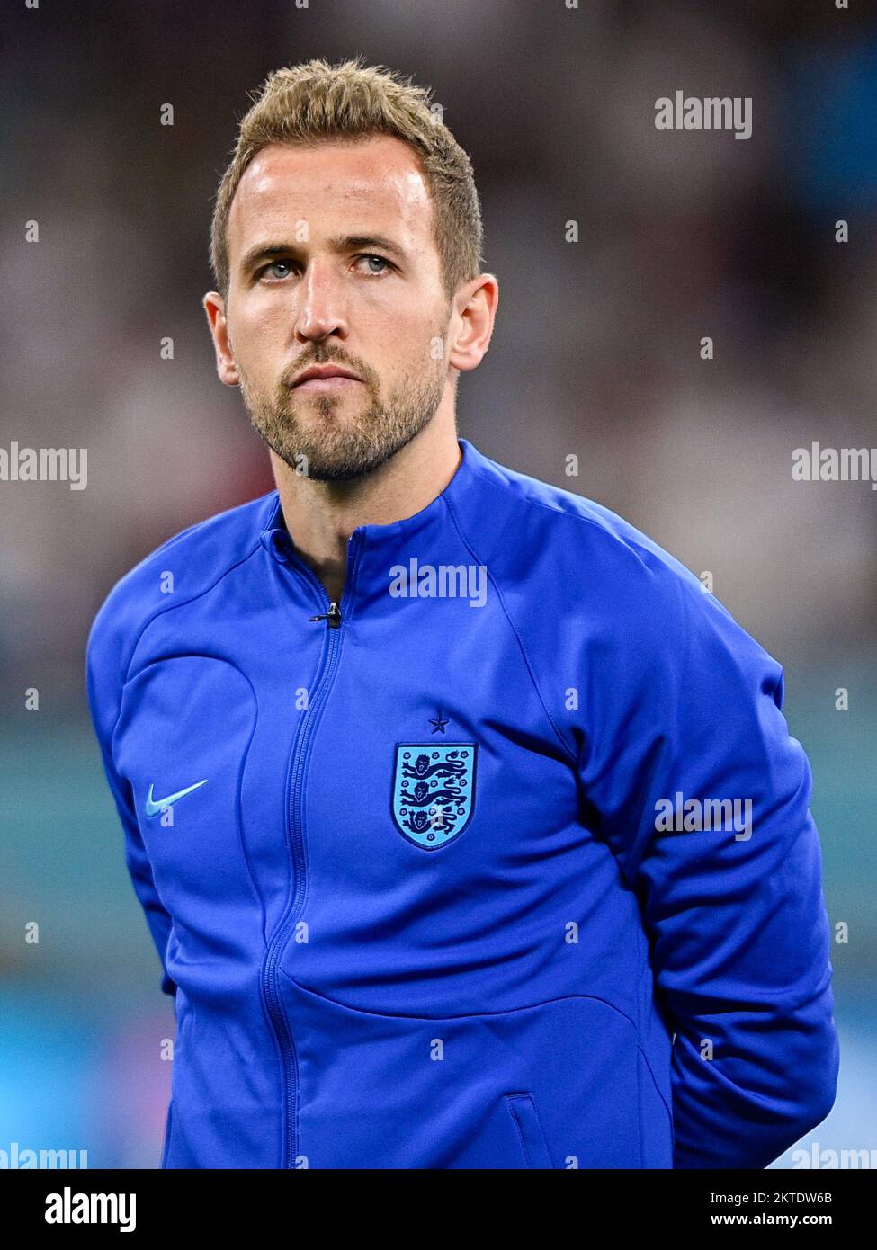 DOHA, KATAR - 29. NOVEMBER: Harry Kane von England blickt auf das Spiel ...